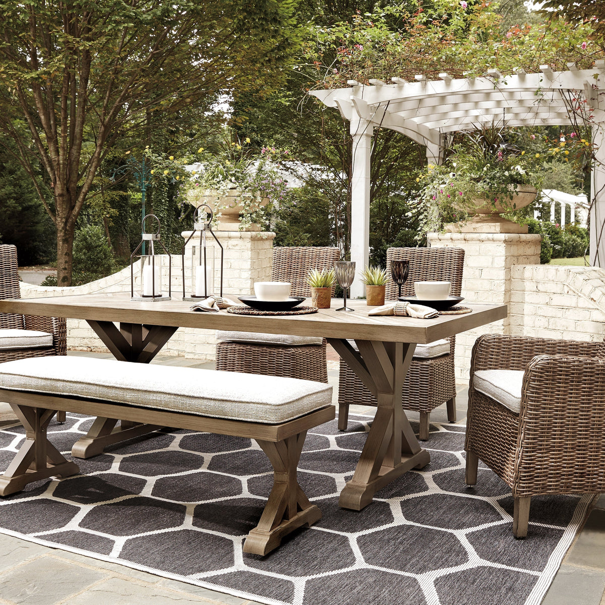 Revamp Your Patio: Top Outdoor Furniture & Design Tips Revealed – Luna ...