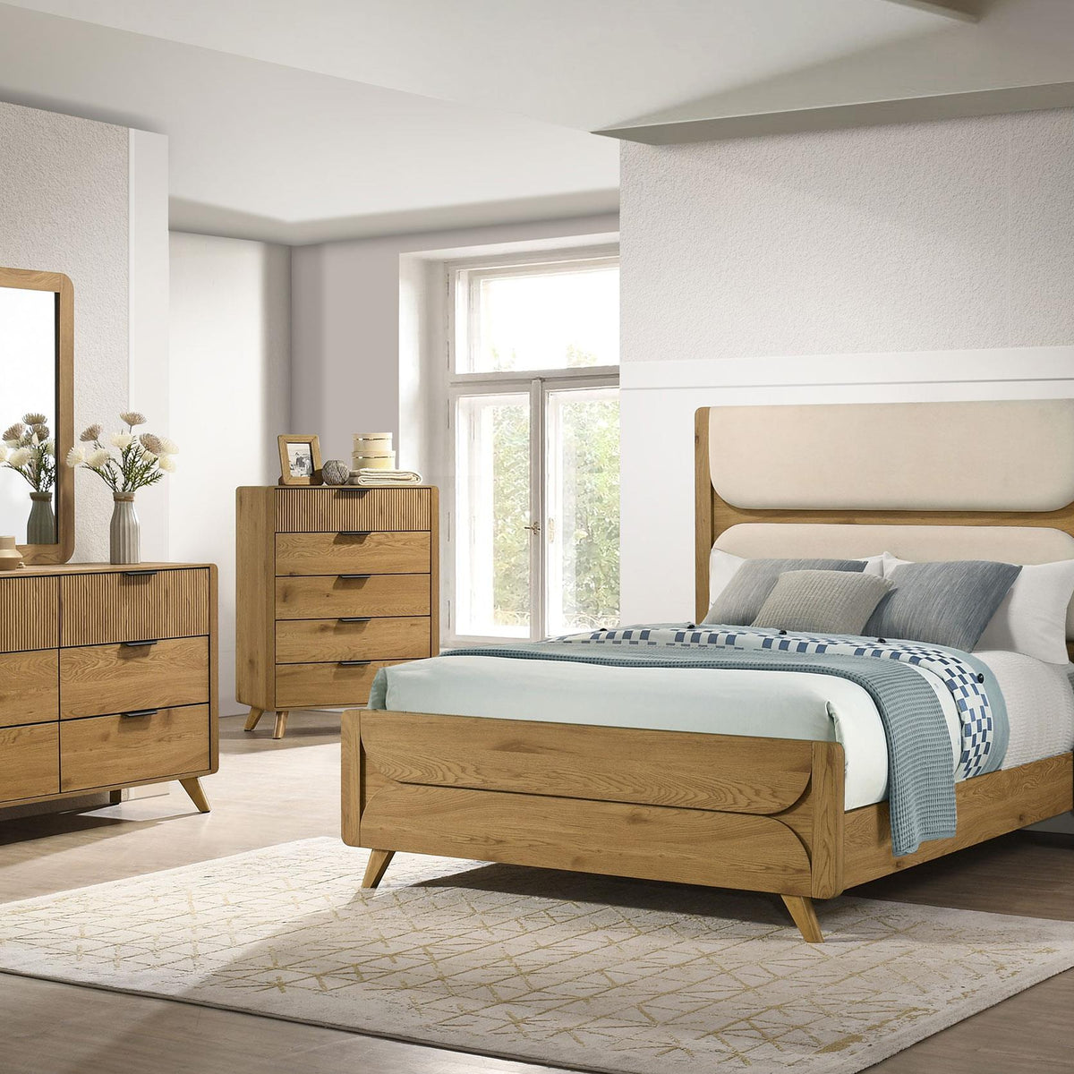 Bennett Light Oak and Cream Bedroom Set – Luna Furniture