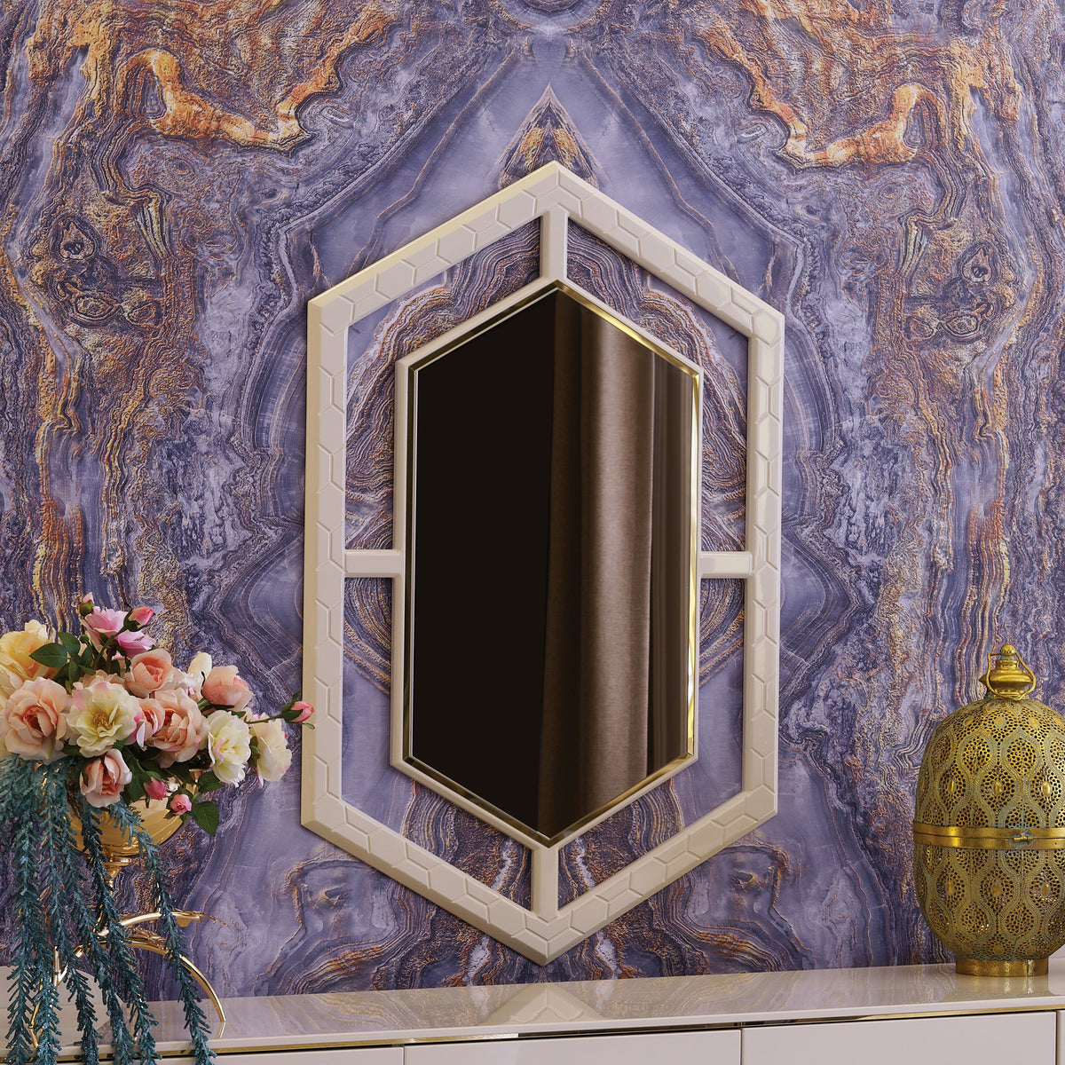 Ferani Accent Mirror – Luna Furniture
