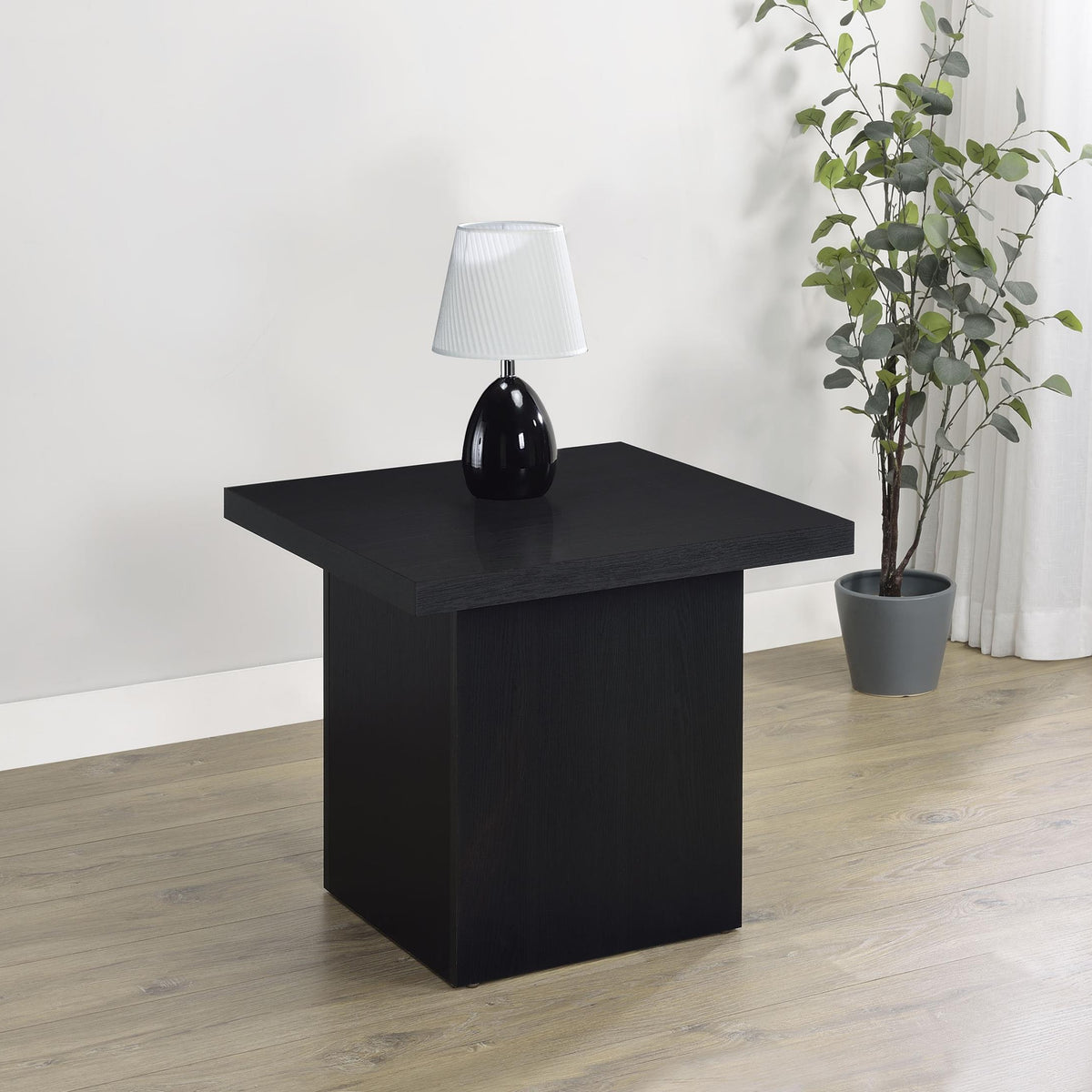 Max Black Square Laminate End Side Table – Luna Furniture