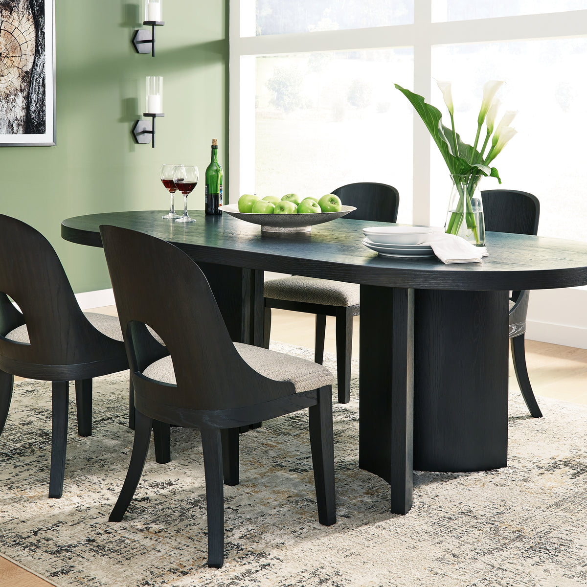 Rowanbeck Dining Table and 4 Chairs in Black – Luna Furniture