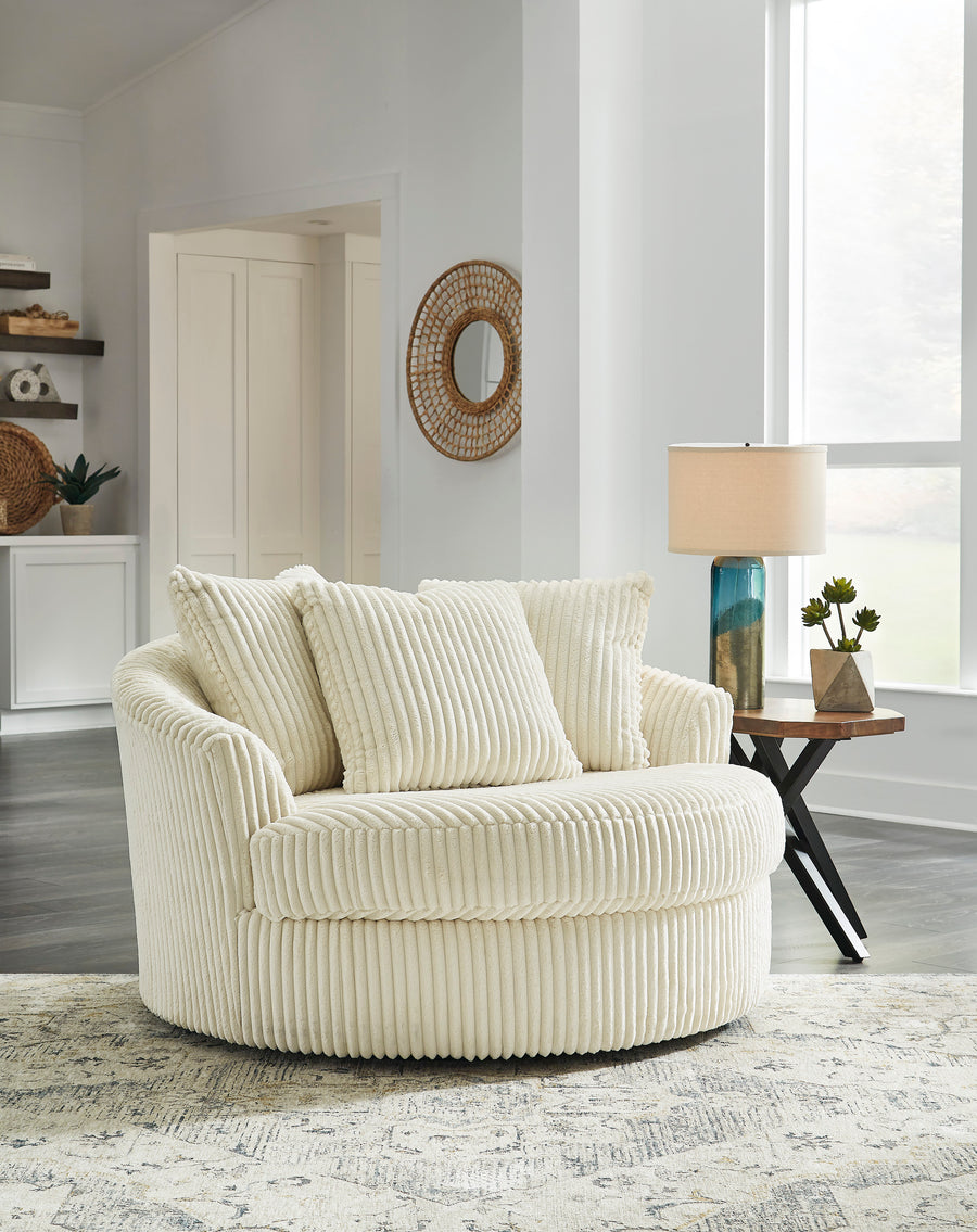 Lindyn Ivory 2-Piece RAF Chaise Sectional – Luna Furniture